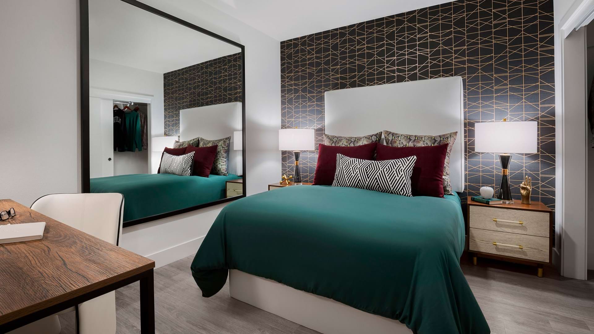 Luxury rentals in Santa Ana, CA | The Row at Red Hill